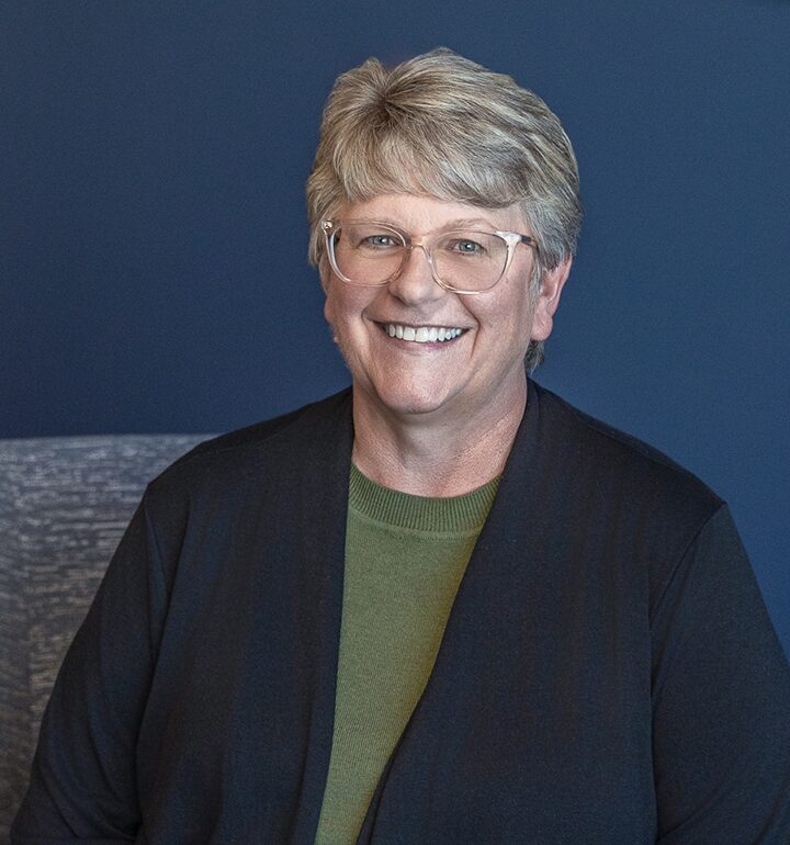 Carri Hochstetler - Private Clients | Punch & Associates